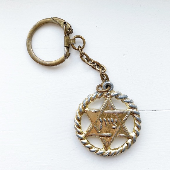 Vintage | Accessories | Vintage Metallic Gold Star Of David Keychain ...